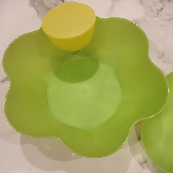 Tupperware | Kitchen | Tupperware Chip N Dip Set Green Yellow Set ...